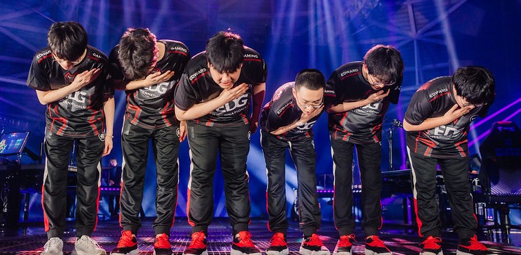 EDG demolish T1 to make first playoffs for China | VLR.gg